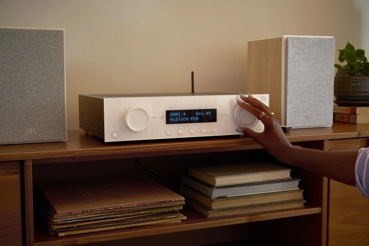 JBL Introduces Stylish And User-Friendly AV Receivers And Speakers